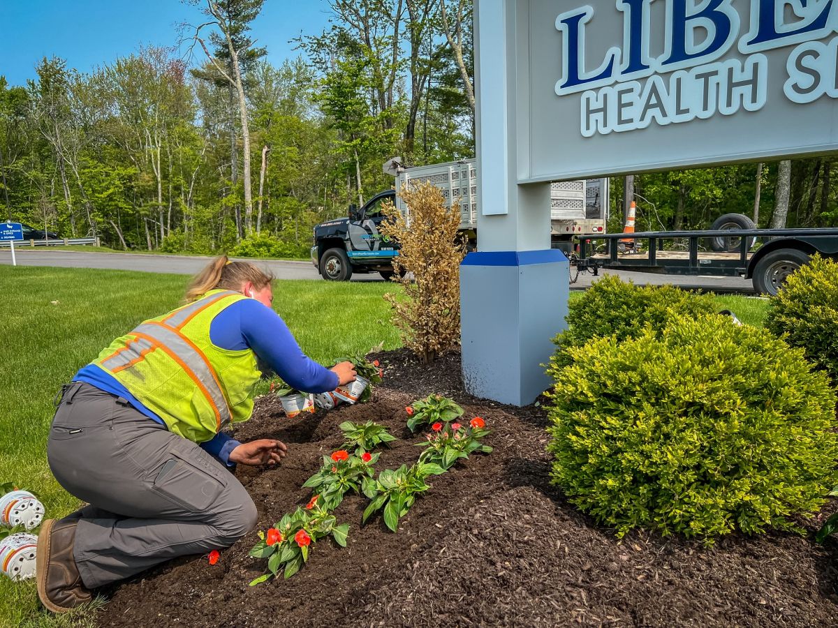 Commercial Landscape Installation NH - North Point Outdoors
